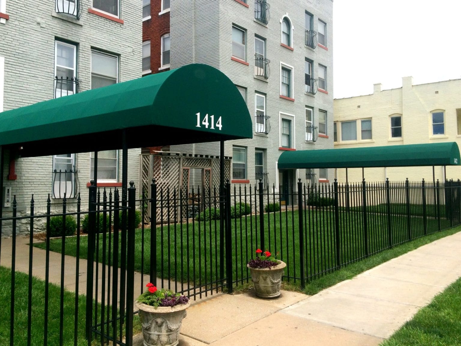 Entry Canopies & Porte Cocheres